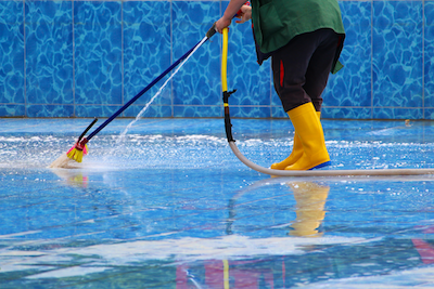 Film On Top of the Water - Pool Owners Academy